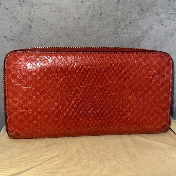 Louis Vuitton | Bags | Louis Vuitton Snake Skin Zippy Wallet Clutch ...